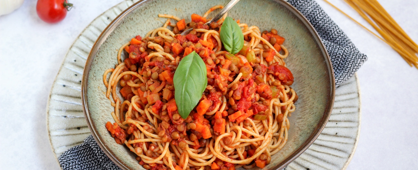 Spaghetti met saus van linzen & tomaten