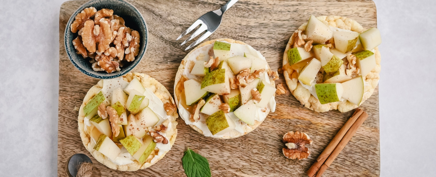 Maïswafels met zuivelspread & peer