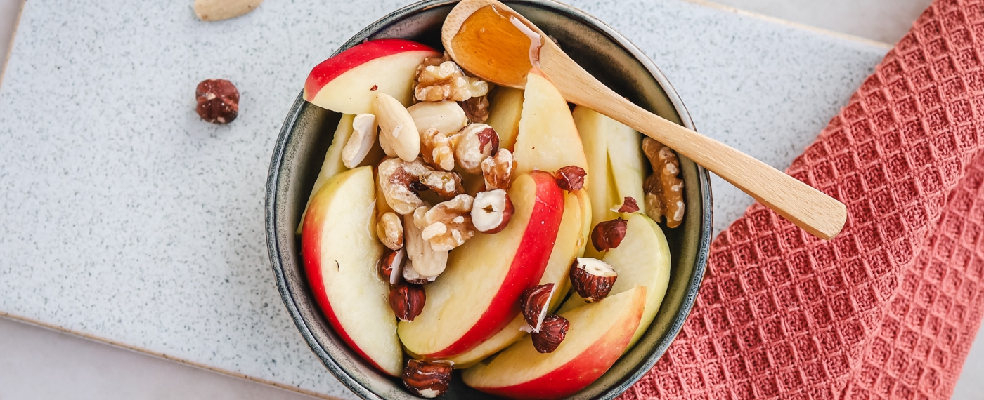 Appel met handje noten