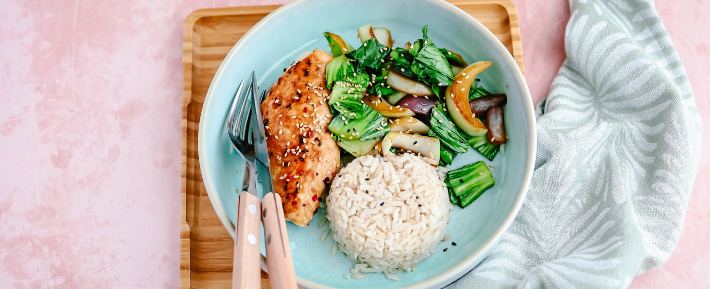 Japanse kipfilet met Shanghai paksoi & bloemkoolrijst